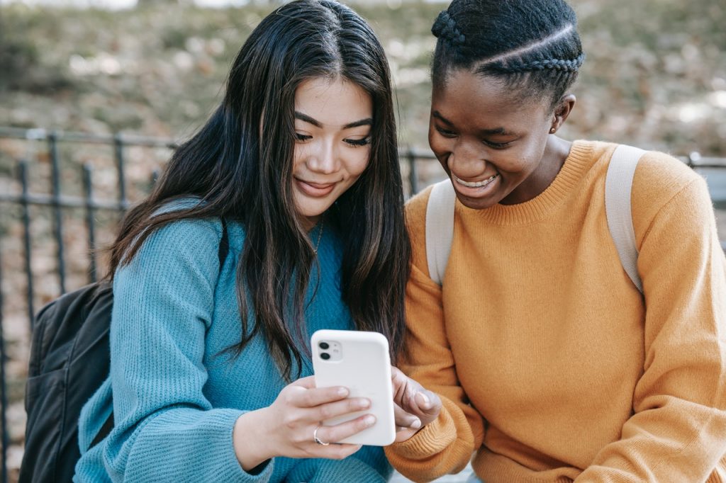 What is Ghosting: All the Signs You’re Being Ghosted | CitizenSide