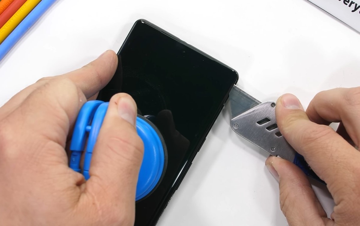 Screen Replacement: Replacing Pixel 6 Screen | CitizenSide